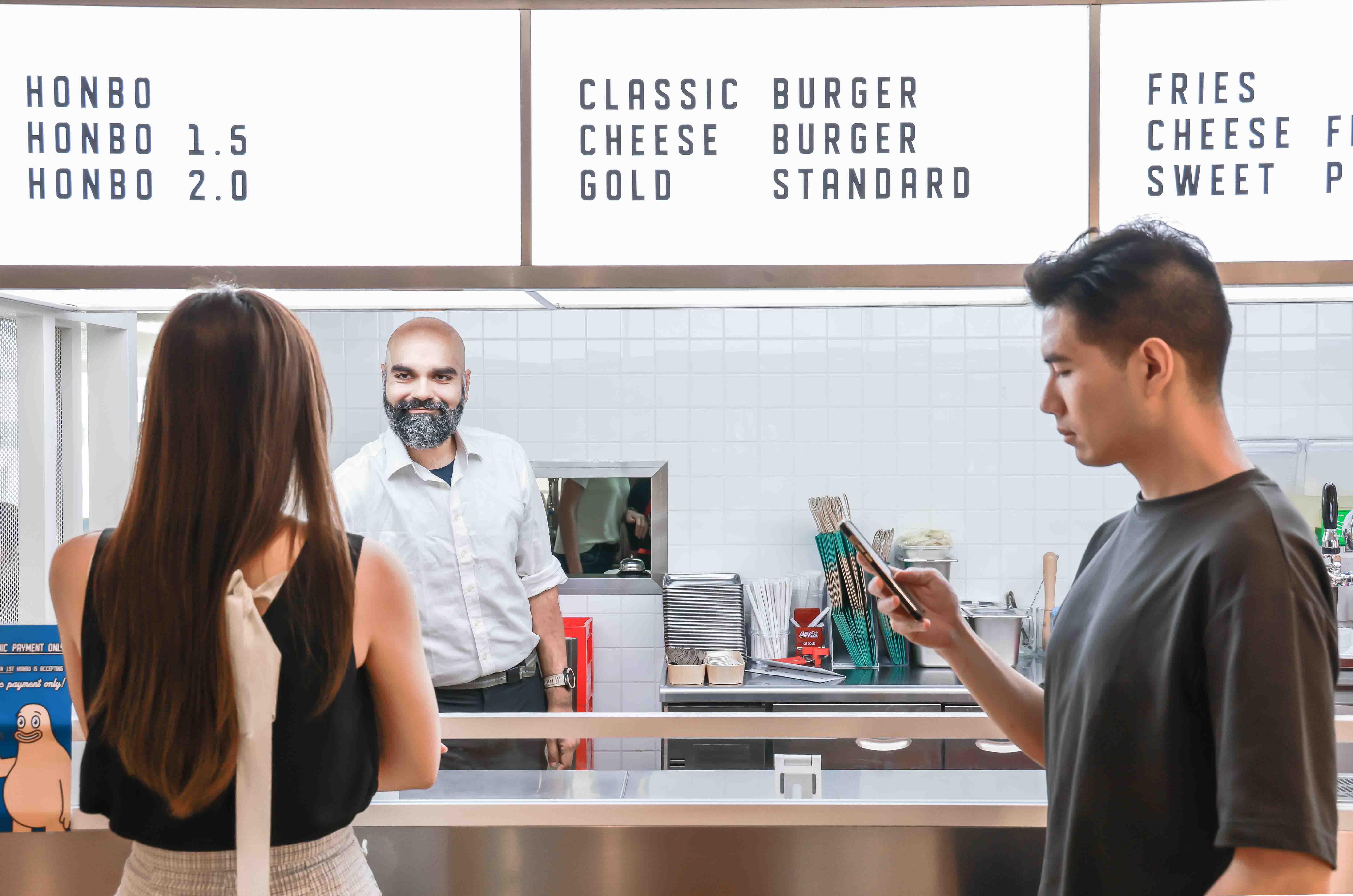 快餐店POS系統｜100+種服務模組任您選｜Eats365 台灣